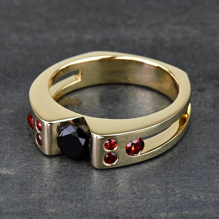 Men's Onyx Gemstone Mangagement™ Ring With Garnet Side Stones