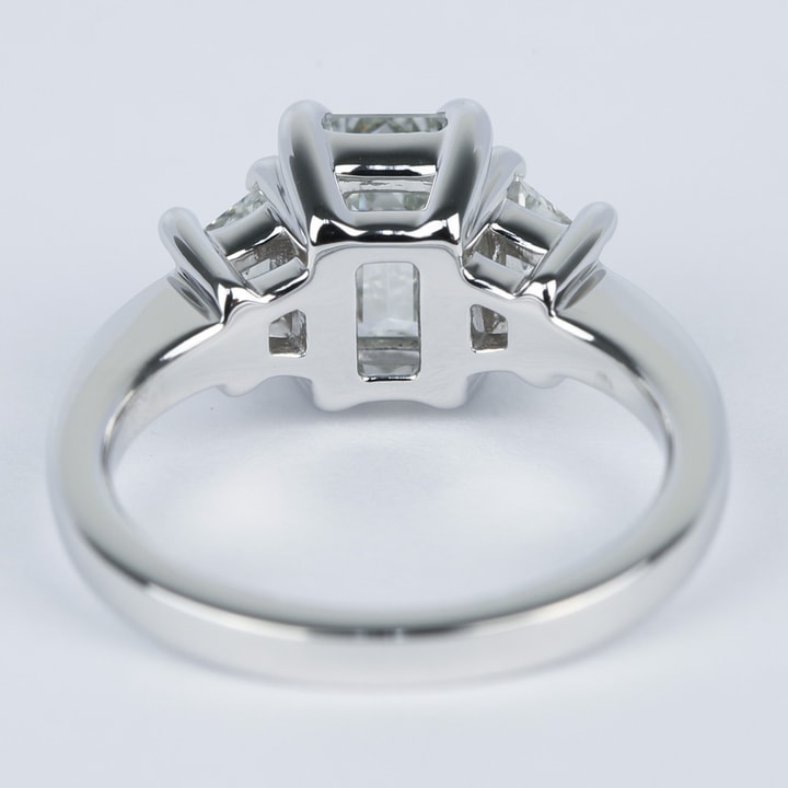 Diamond Engagement Ring with Trapezoid Diamonds