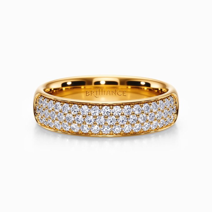 Round Lab Diamond Lumiere Ring in Yellow Gold