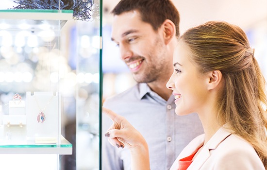 A Diamond Clarity Guide For First Time Buyers
