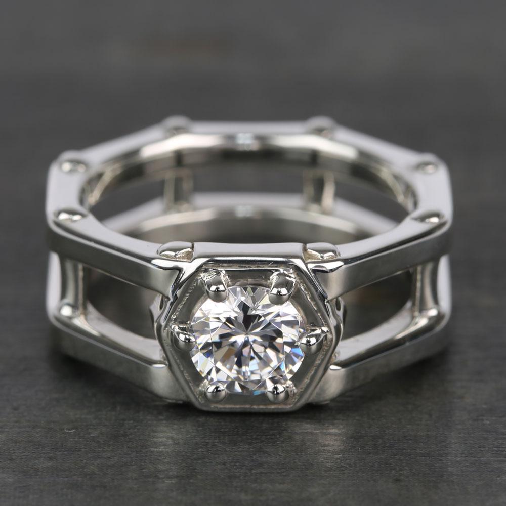 Daedalus Moissanite Mangagement Ring