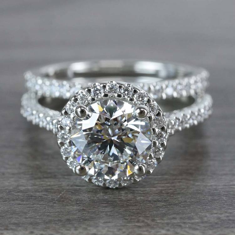 Beautiful Halo Engagement 2 Carat Diamond Ring Matching Band Beautiful Halo Engagement 2 Carat Diamond Ring Matching Band